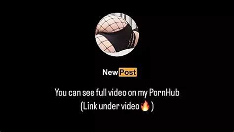 Sweetie摇晃她淫荡的屁股 Xhamster