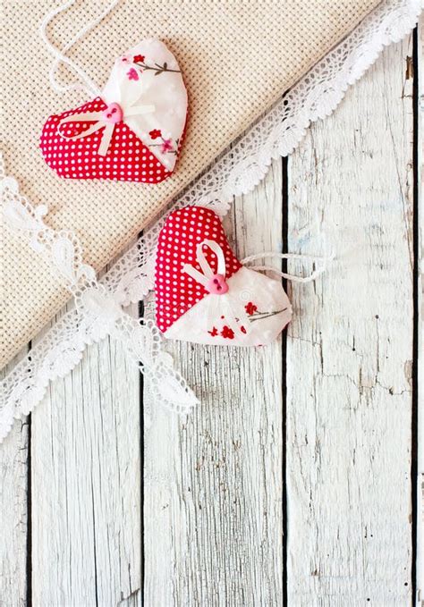 Fondo De Madera Del Vintage Con Los Corazones Imagen De Archivo