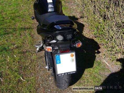 Suzuki Gsr