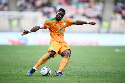 Nottingham Forest Agree Deal For Serge Aurier Prior To Visa