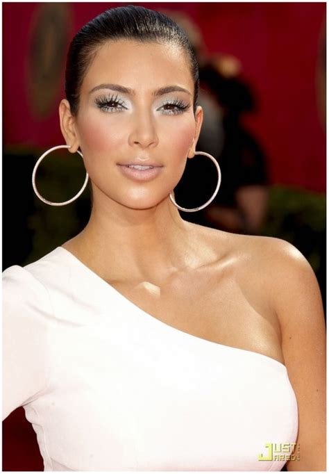Be Jaan Fashion Blog Kim Kardashian White Gown