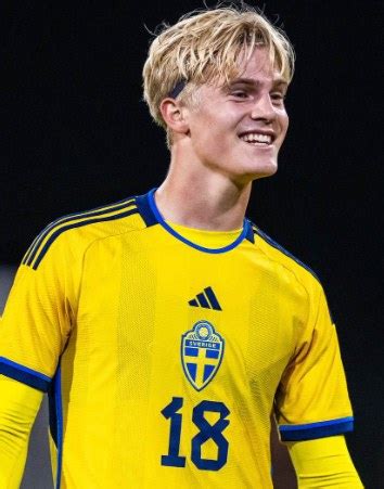 Lucas Bergvall ya está en España para cerrar su fichaje con el Barcelona