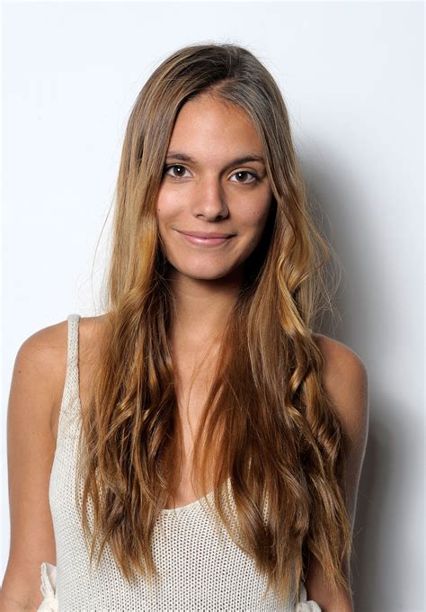 Caitlin Stasey Reign Cw Wiki