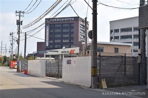 金沢駅北に建設中のホテルウィングインターナショナルの建設工事の様子 2017 4金沢まちゲーション