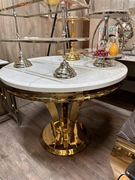 Prabangus Valgomasis Stalas Homera