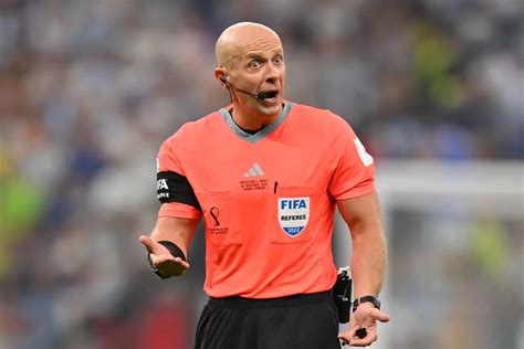 Lo Stipendio Di Marciniak Arbitro Della Finale Di Champions