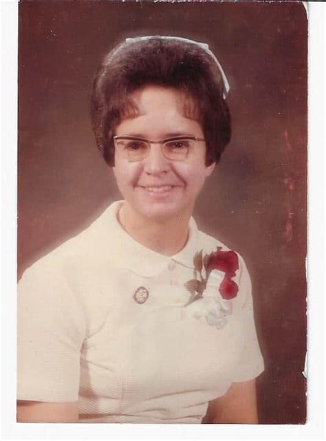 Germaine Bourque Nécrologies De La Coopérative Funéraire La Colombe