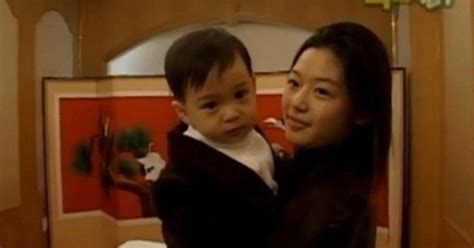 전지현 14년전 여전한 여신 미모 뱀파이어 인증 아름다워