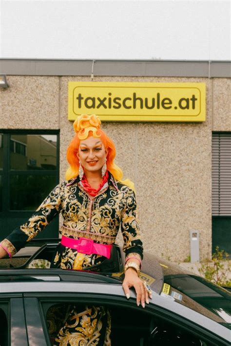 Drag Queen Candy Licious Kinder Sehen Nur Bunte Person Kurier