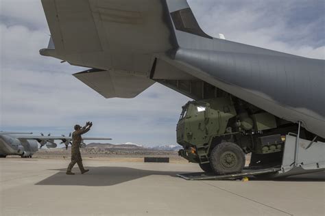 Marines With 214 Conduct A Live Fire Himars Raid United States