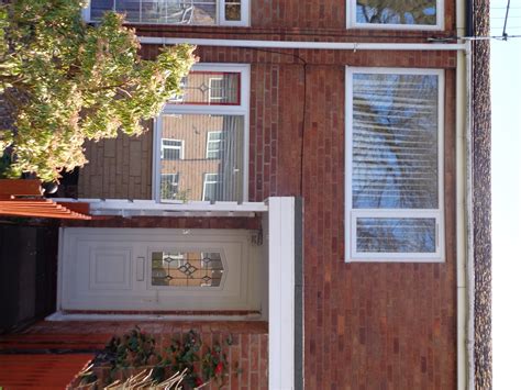 3 Thaxted Road Tile Cross B33 9up Mia Lettings Group