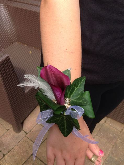 Cala Lily Corsage
