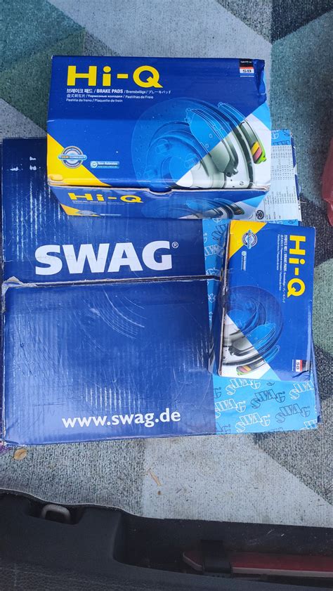 Замена колодок передних дисков и жидкости — Volkswagen Jetta V 1 6 л 2008 года плановое ТО