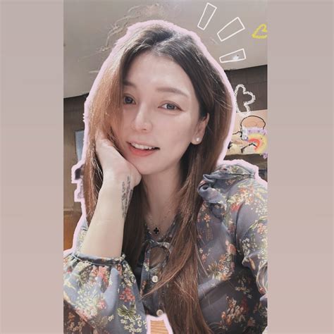 謝謝大家的生日祝福，我都收到嘍！ 今年自己默默的跑去角落過生日了（因為好忙喔） ，人生蹦蹦跳跳的終於也走到了4字頭，感謝各位大小貴人們的陪伴和