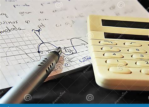 Cómo realizar operaciones con funciones de suma resta multiplicación