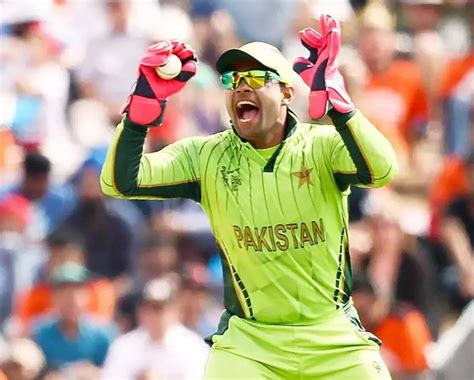 Pakistani Cricketer Umar Akmal Is Back Pcb Given Green Signal To Umar