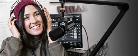 FDUCE SL40 Vocal Dynamic Podcast Microphone for Gaming, Live Streaming ...
