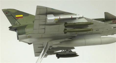 Hasegawa 172 Kfir C 2 Ecuador Mirage 2000 Imodeler