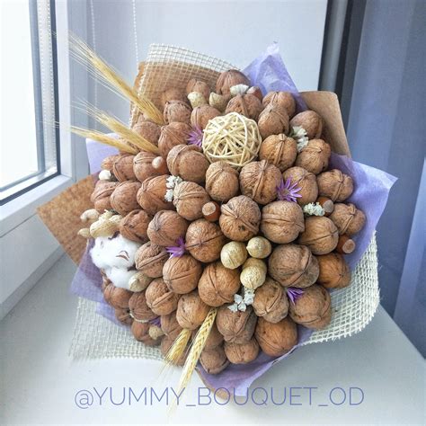 Ореховый букет с хлопком и сухоцветами