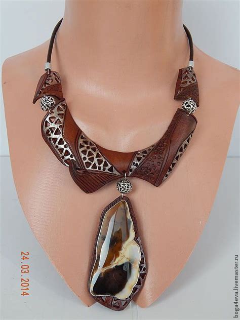 Купить Колье ВЕСЕННИЙ ВЕТЕРОК коричневый оригинальный подарок авторская ручная работа