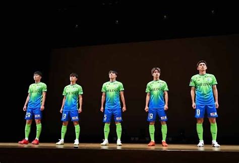 【新体制photo】ルキアン、鈴木雄斗らが加入した湘南ベルマーレ2024 サッカーダイジェストweb