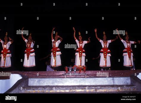 Sri Lankan Dancing Girls Performs A Traditional Dance Routine Stock Photo Royalty Free Image