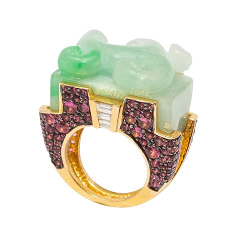 เชื่อมั่นใน หยก