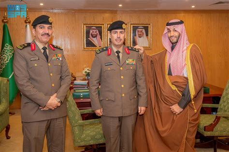 عام نائب أمير منطقة الجوف يقلّد نائب مدير شرطة المنطقة رتبته الجديدة