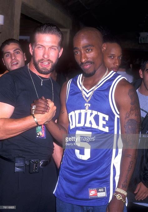 Stephen Baldwin And Tupac Shakur Rap Musik Hipster Hintergrund Rapper Zitate
