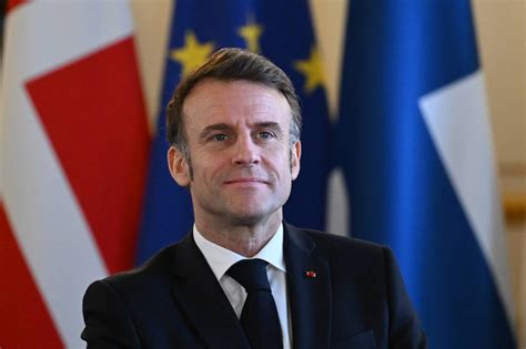 Macron Proposes French Nuclear Extension Ukraine Troop Deployment