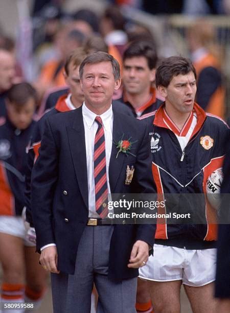 Bryan Robson Photos Photos And Premium High Res Pictures Getty Images