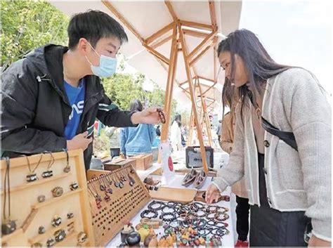 阔别五年 吴山市集回归 今日桐庐
