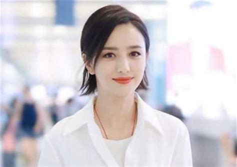 有種“偏心”遺傳是佟麗婭父母，姐姐相貌普通，妹妹卻顏值出眾