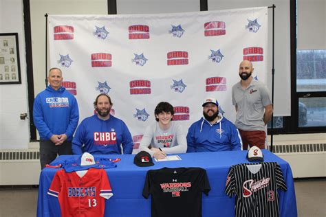 Chbcs Wyatt Rueff Signs With Rend Lake College Vandalia Radio