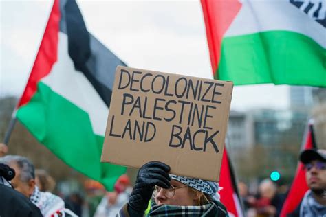 Hunderte Teilnehmer Bei Pro Palästina Demo In Frankfurt Wnoz