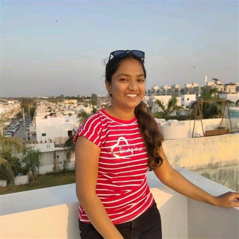 jiya vasava fresher freelance linkedin