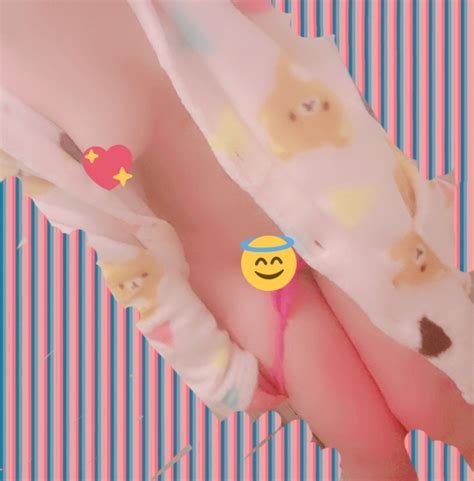 18歳オタク女子が顔晒したまま全裸おっぱいパイパンくぱぁ自撮り みんくちゃんねる