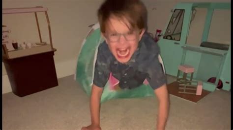 Pennywise Attacks Penny Youtube