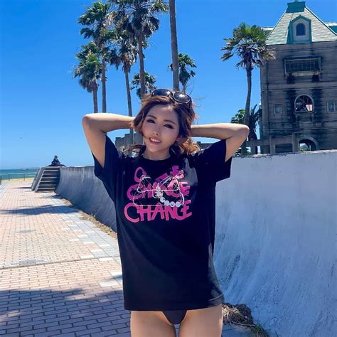 Makiさんのインスタグラム写真 Makiinstagram「accountjapan お気に入りtシャツ🥺 Offの日は 基本的