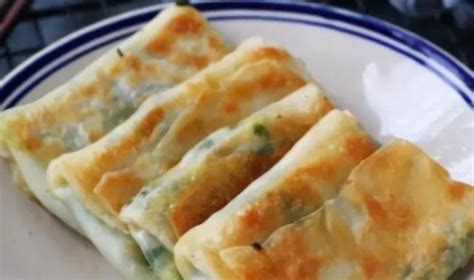 这才是“韭菜盒子”的正确做法，不揉面不擀面，薄皮大馅，上桌秒光！