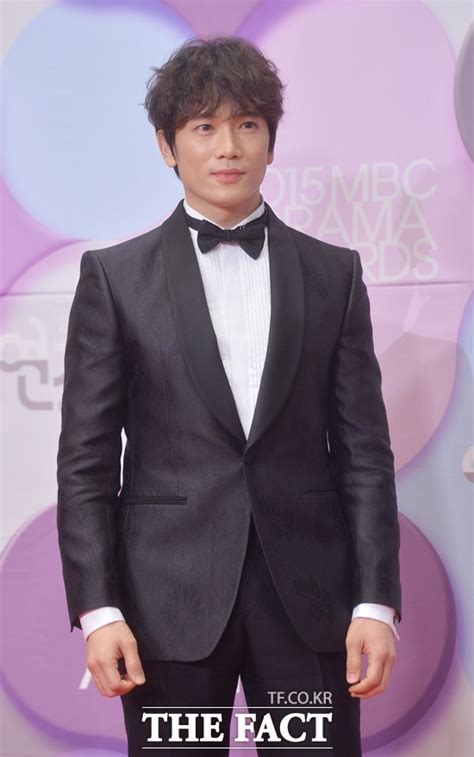 지성 딴따라 출연 확정신생 엔터 대표 신석호 役 연예 기사 더팩트