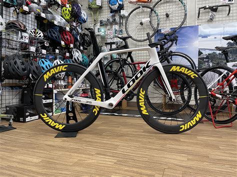 LOOK 795 BLADE RS DISC MAVIC 限定販売の日本特別仕様ホイール スポーツサイクル ウエキ SPORT