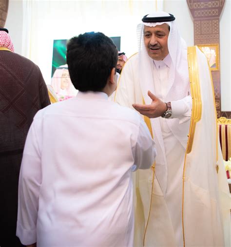سمو أمير منطقة الباحة يُستقبل جموع المهنئين بعيد الفطر المبارك صحيفة