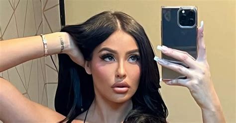Model Drops Jaws In Plunging Jumpsuit That Promises Flesh Flashing