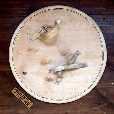 Round Shield • Medieval Extreme