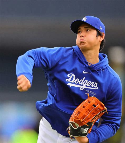 ＜ドジャース・パドレス＞キャッチボールをする大谷（撮影・光山 貴大） スポニチ Sponichi Annex 野球