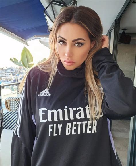 Real Madrid Girls On Twitter Hala Madrid Galinaslesar