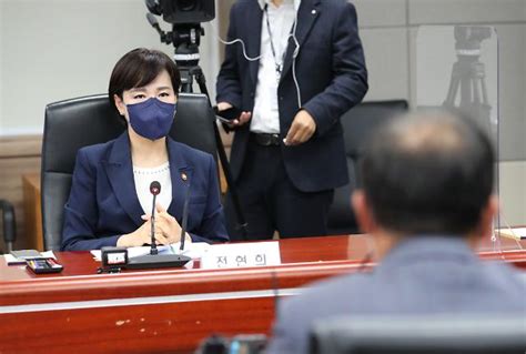 전현희 무료 변론 가까운 사이에 가능청탁금지법 위반 글쎄 아주경제