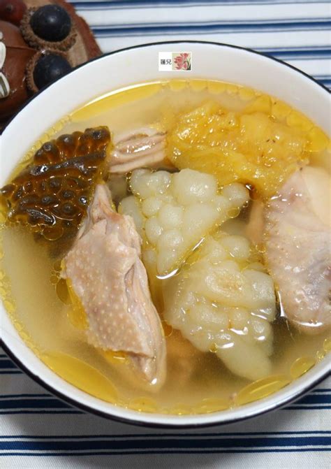 醬鳳梨苦瓜雞湯 食譜與作法 By 陸蓮兒 Cookpad