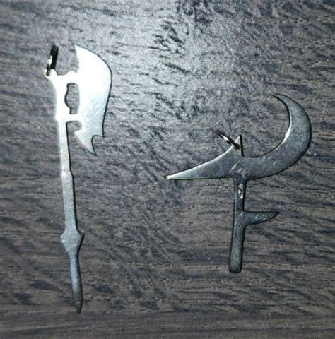 Buffy The Vampire Slayer 2 Pendants Slayer Scythe And Hunga Munga
